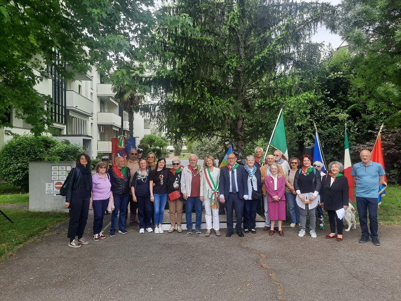 Imola rende omaggio agli sminatori - Comune di Imola