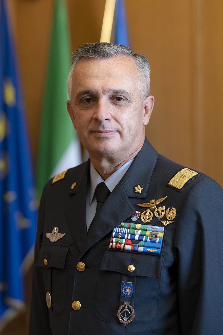 Congratulazioni al generale Alberto Biavati per la nomina a comandante ...